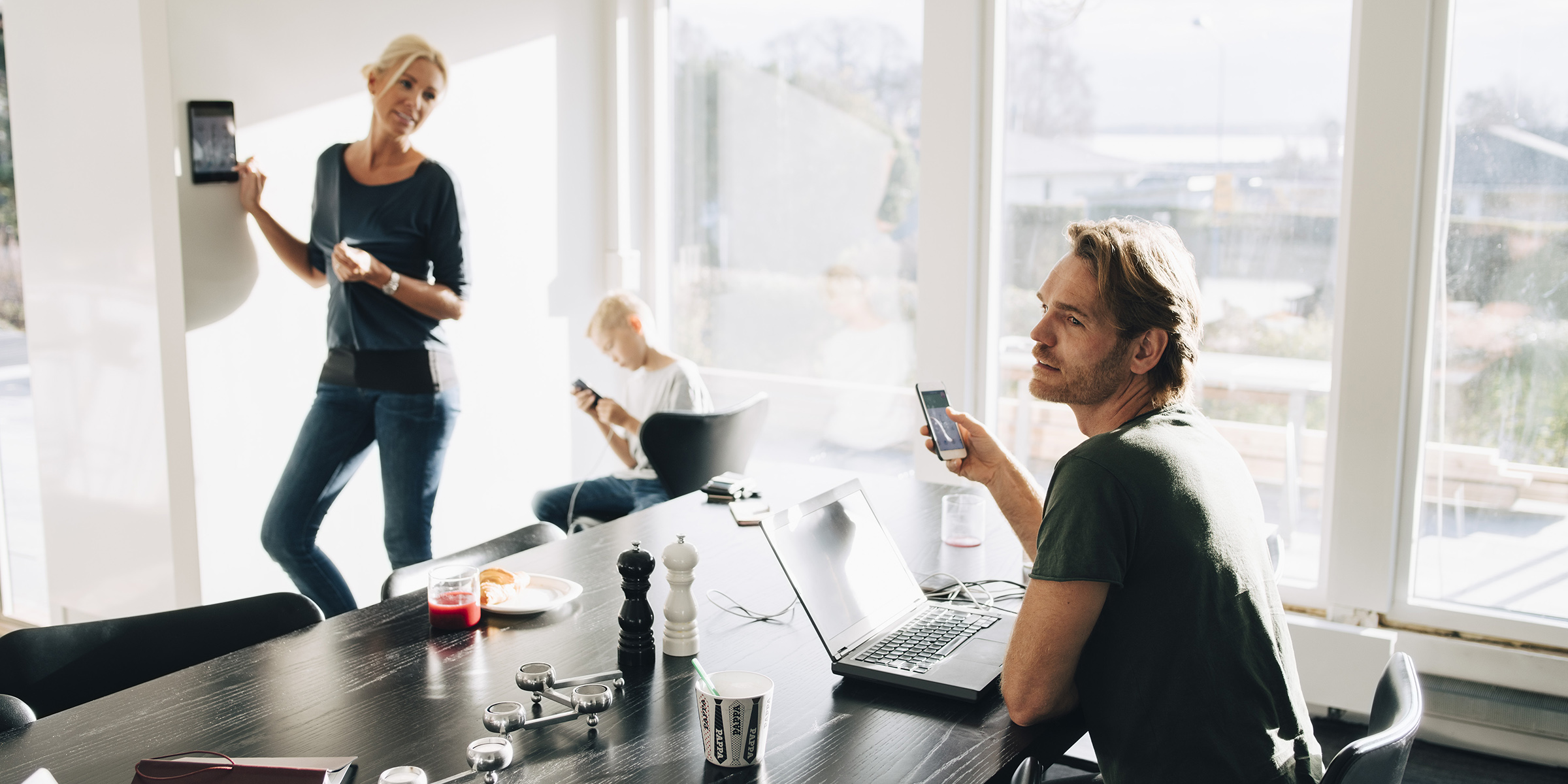 The rise of digital housekeeping: the hidden work of smart technology ...