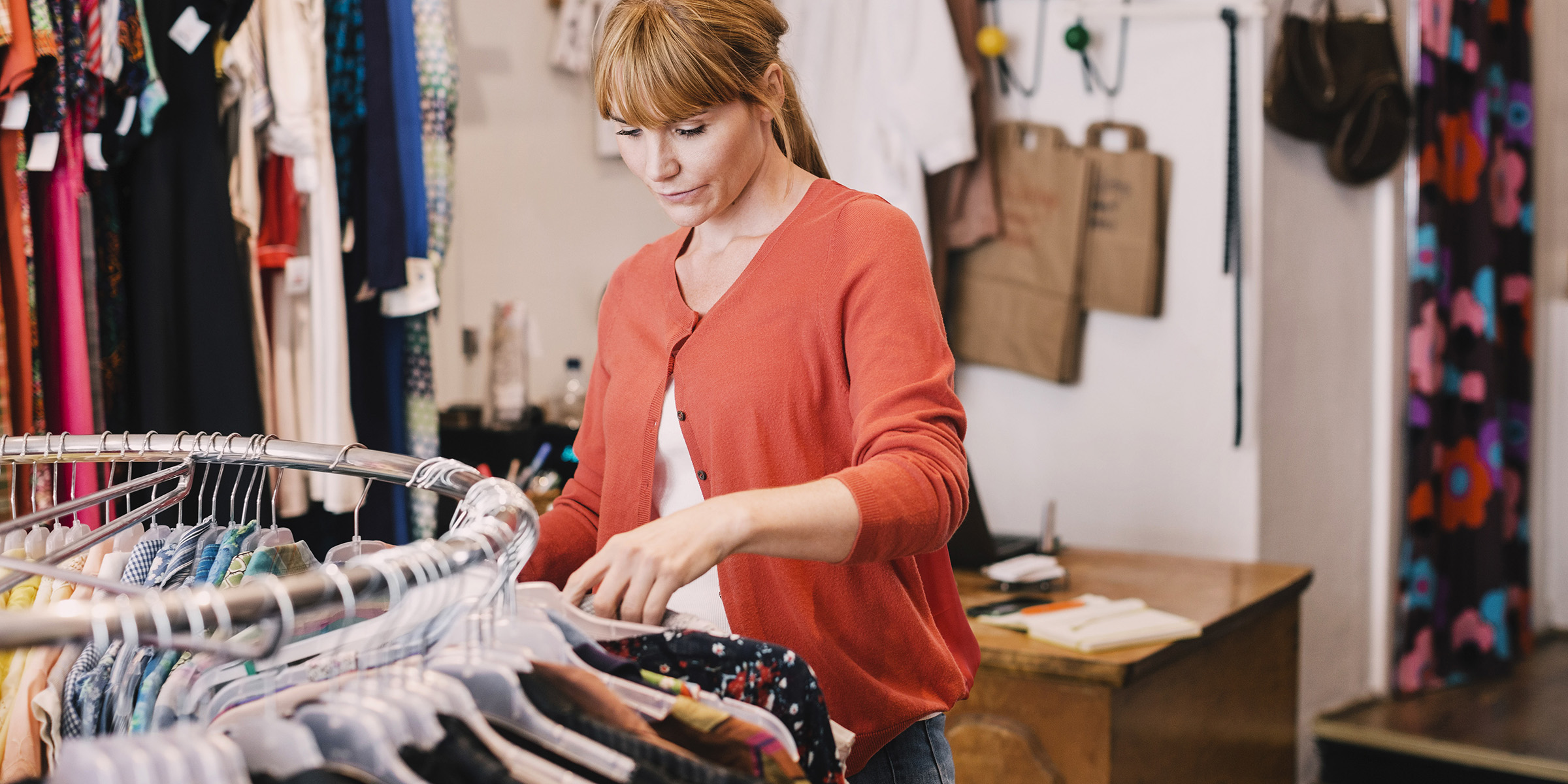 Slik blir du mer miljøbevisst når du handler klær - OsloMet