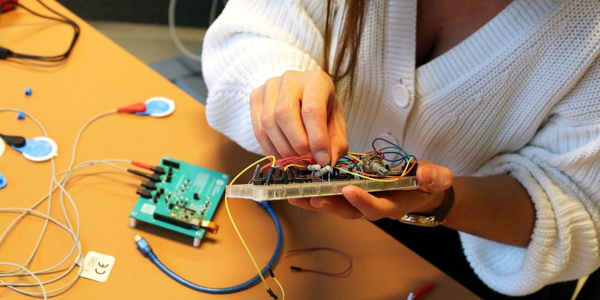 Løser hverdagsproblemer med elektronikk - OsloMet