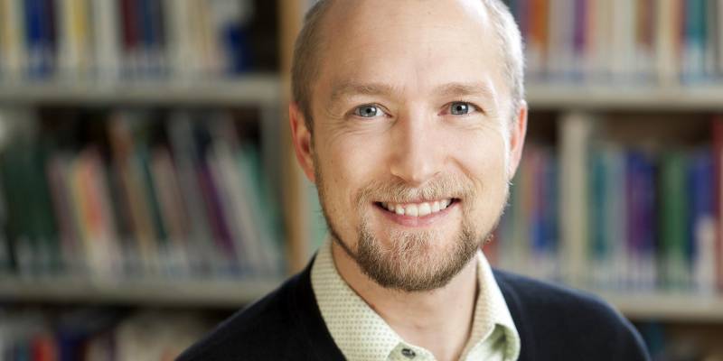 The Norwegian graduation celebration that bonds and divides students ...